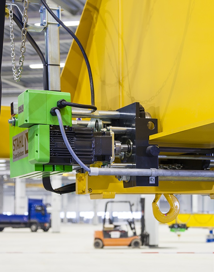 STAHL Extra Short Headroom chain hoist - Ballinphellic Engineering